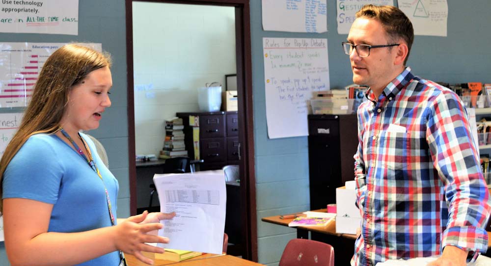 Blogger/teacher writes book to encourage educators to stay in field ...